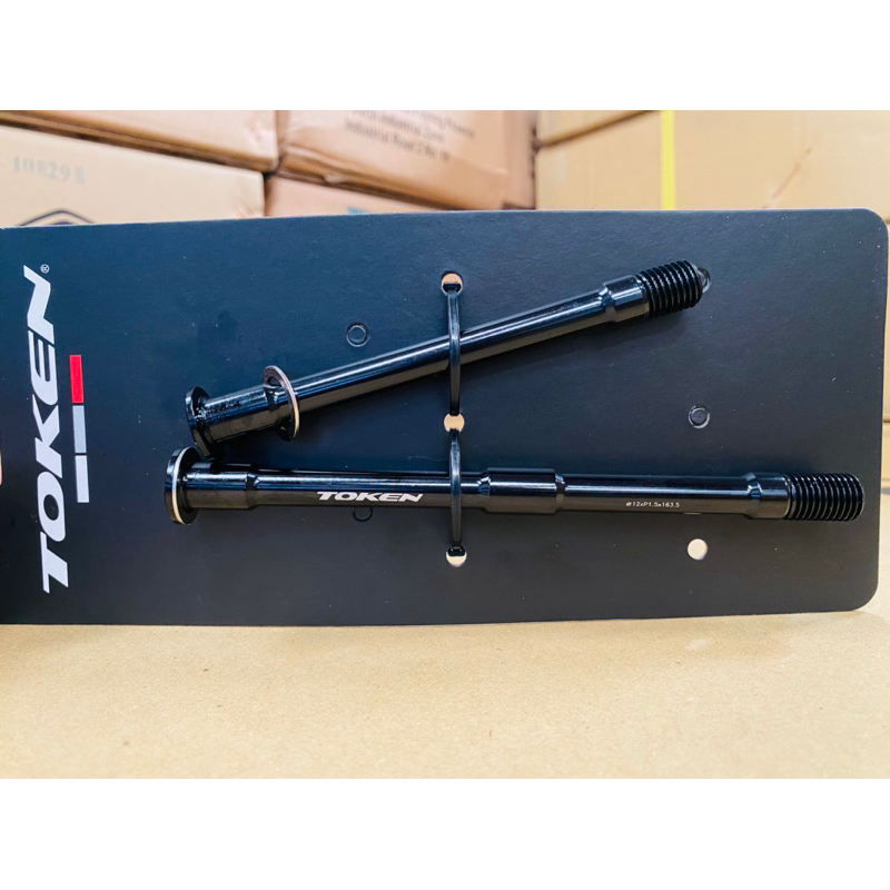 เข้าแล้วแกนปลดเสือหมอบดิสน้ำหนักเบา แกนปลดเสือหมอบ Token Unisex's Zenith TK12SL Thru Axle, ดำ ...