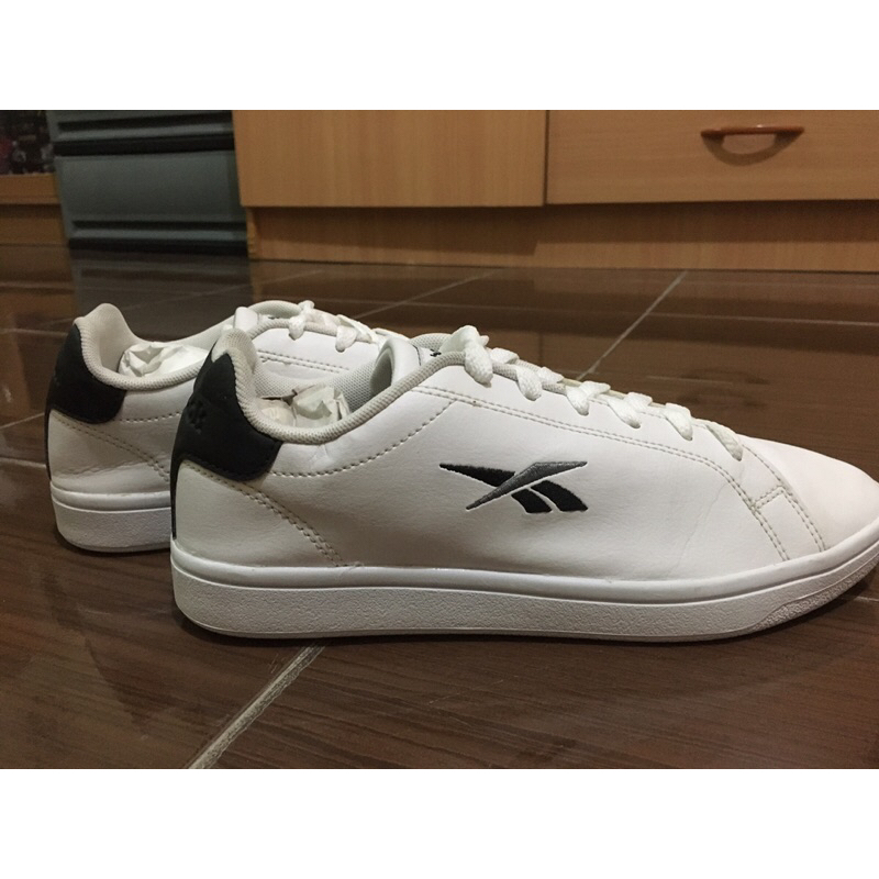 REEBOX ผ้าใบขาว งานแท้ | Shopee Thailand