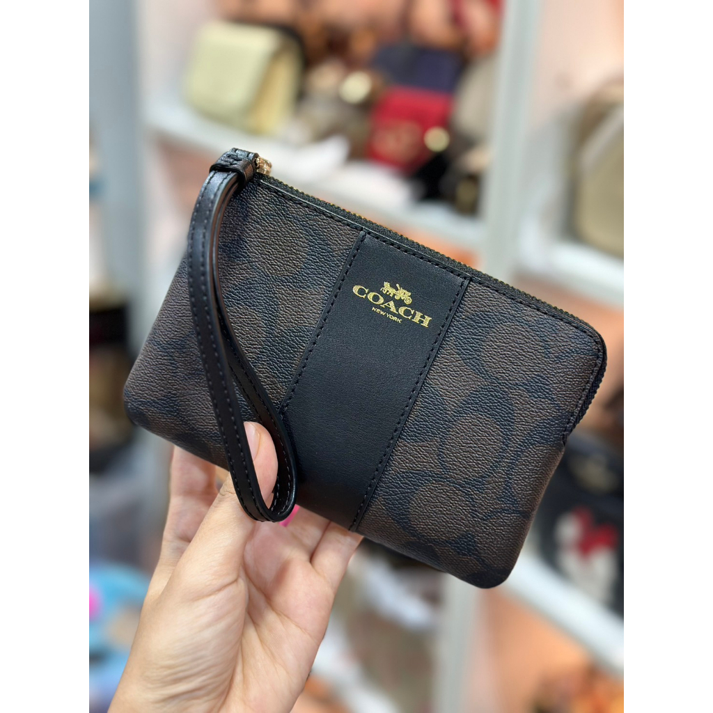 COACH Corner Zip Wristlet In Signature Canvas Style No. 58035 | Shopee ...