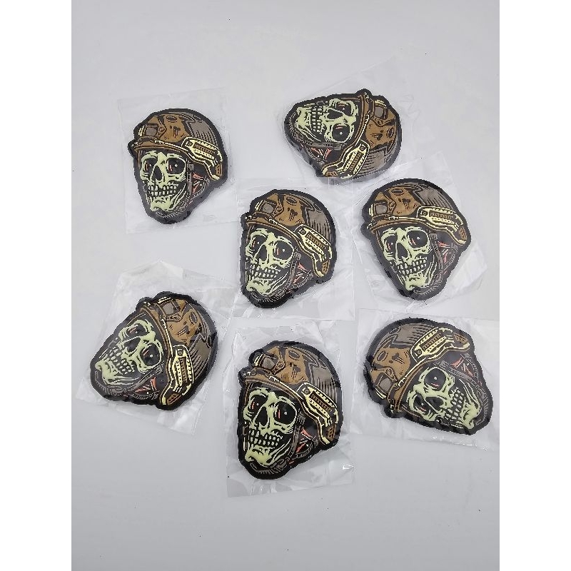 แผ่นแปะ ตีนตุ๊กแก GITD Skull Patch จากค่าย COOLGUYSURPLUS Made in USA | Shopee Thailand