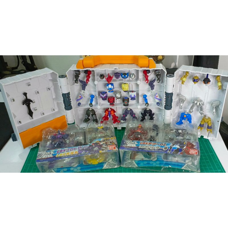 The Little Battlers LBX Battle custom parts carrier กระเป๋าอุปกรณ์ ให้ ...