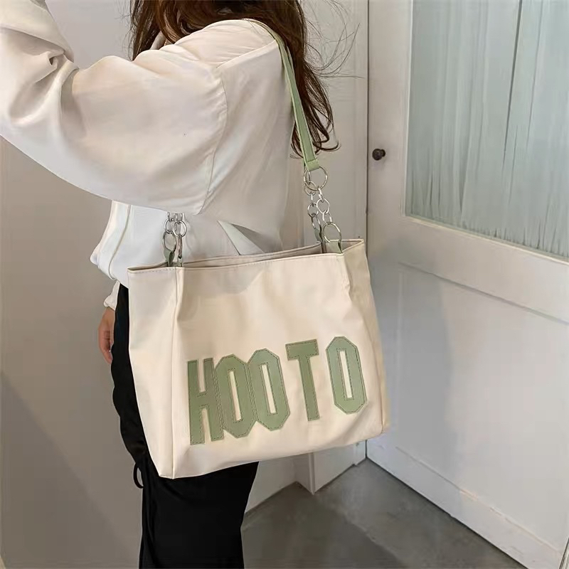 กระเป๋าใบใหญ่สะพายข้าง Hooto bag | Shopee Thailand