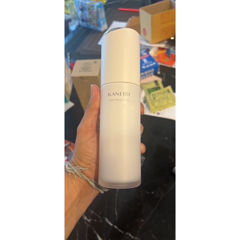 เดอะ-อีมัลชั่น-ฟื้นฟูบำรุง-ปรับผิวหน้ากระจ่างคาาใส-(ท็อป)-Kanebo-The-Emulsion-100ml ของแท้จาก ...