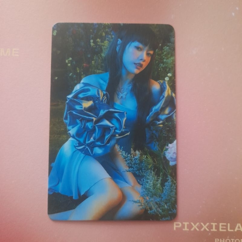 PiXXiE การ์ดสุ่มจากอัลบั้ม BLOOM | Shopee Thailand