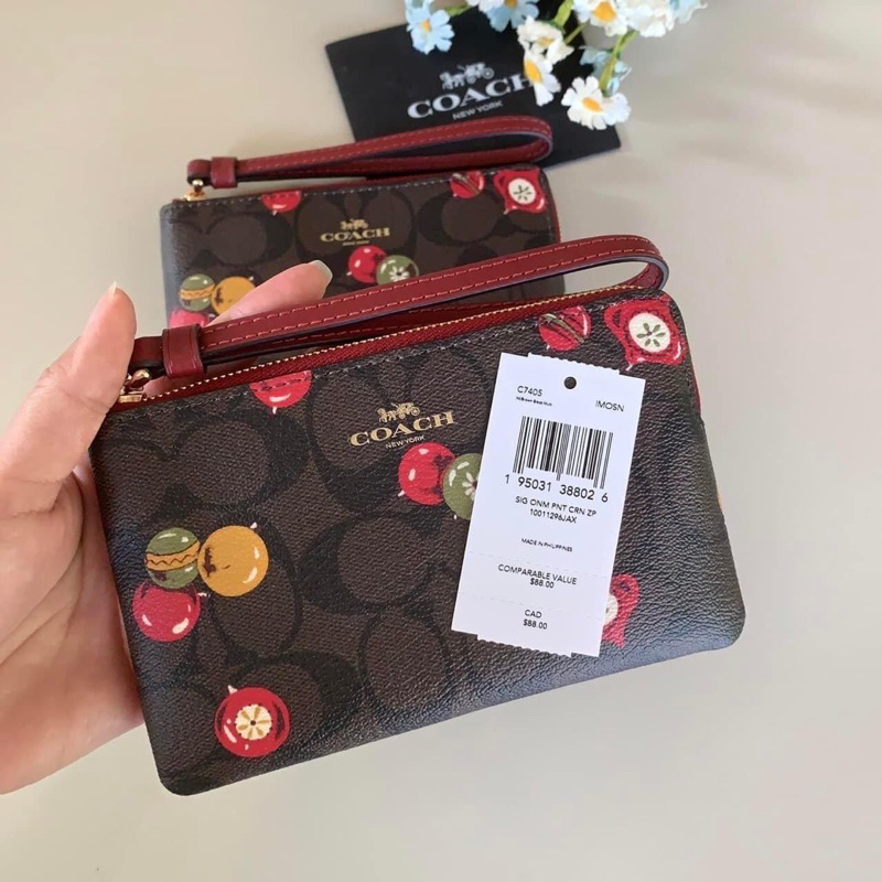 คล้องมือ COACH c7405 Corner Zip Wristlet In Signature Canvas | Shopee ...