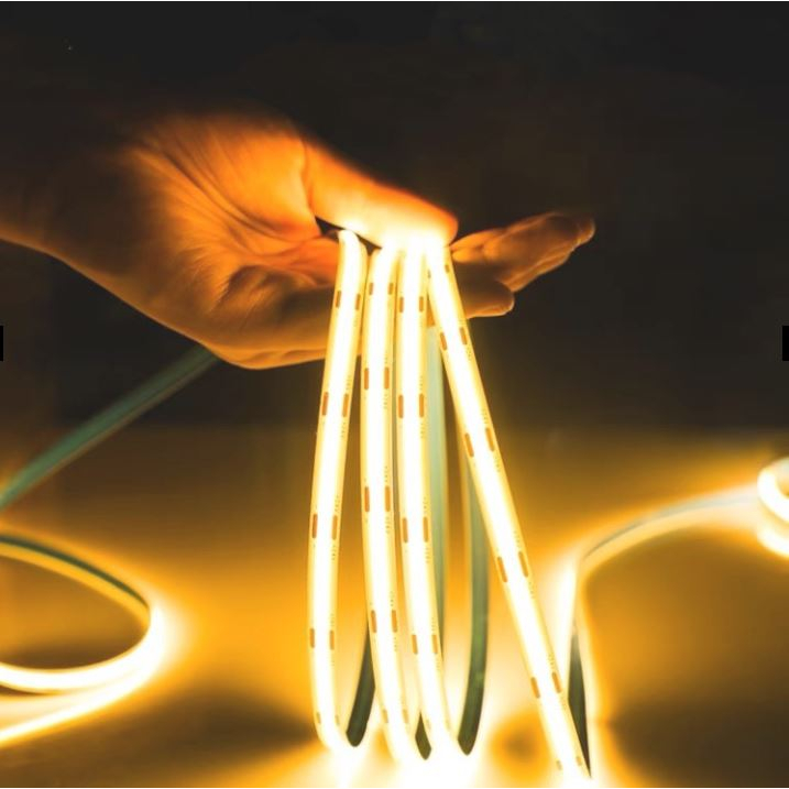 ไฟริบบิ้น COB Dc12v 320 LEDs COB LED Strip 5เมตรความสว่างสูงที่ยืดหยุ่น ...