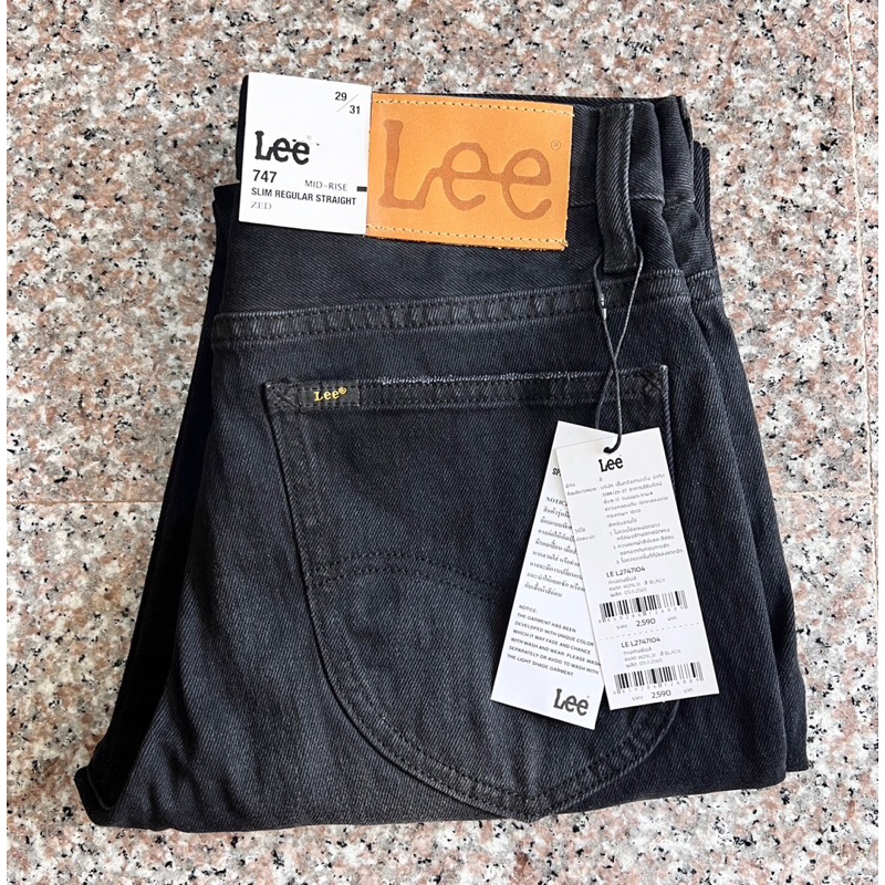 LEE 747 Zed ยีนส์ผู้ชาย ขากระบอกธรรมดา สีดำ ผ้ายืด เอวกลาง เป้าซิป ใส่ ...