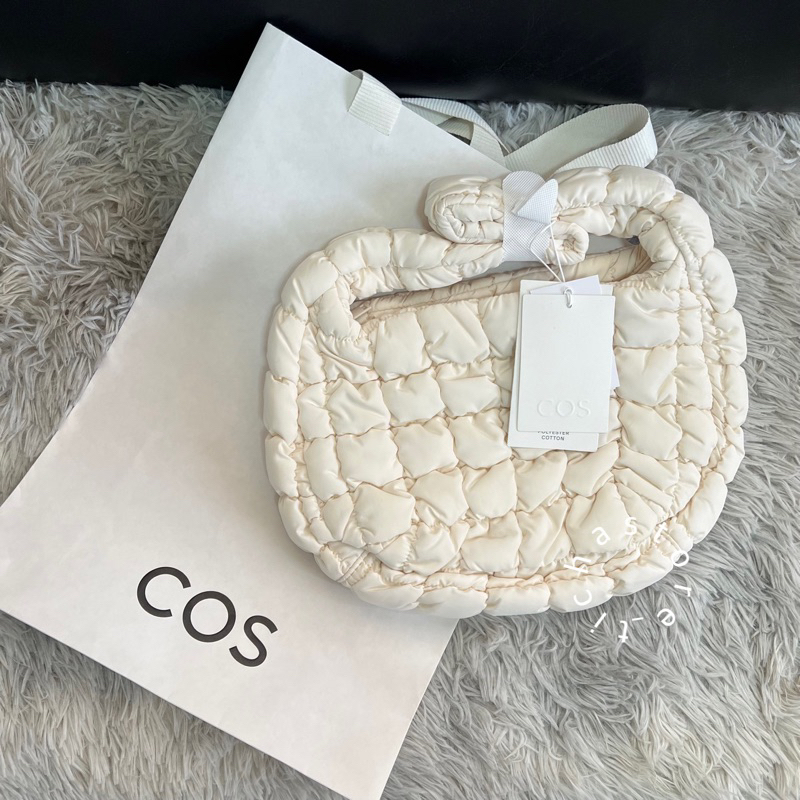 (พร้อมส่ง) กระเป๋า Cos Quilted Mini Bag สี Black/Off white/Sakura Pink ...