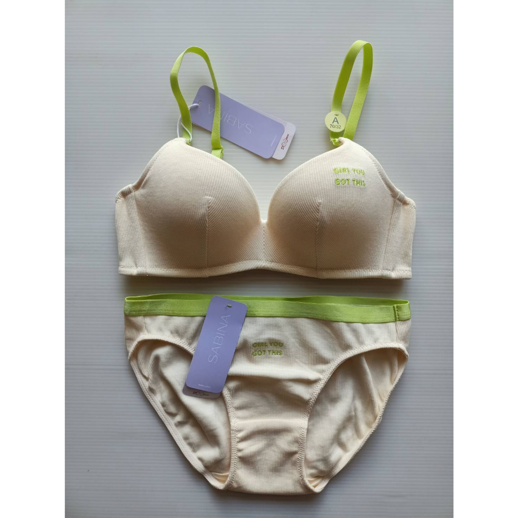 Sabina (เซตชุดชั้นใน) Wireless Bra (ไม่มีโครง) รุ่น Doomm Doomm รหัส SBA9033CR+SUA9033CR สีครีม ...