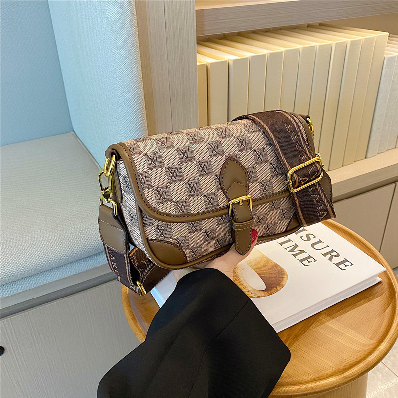 (HB-686) กระเป๋าสะพายไหล่ สะพายไหล่ข้าง หนังPU | Shopee Thailand