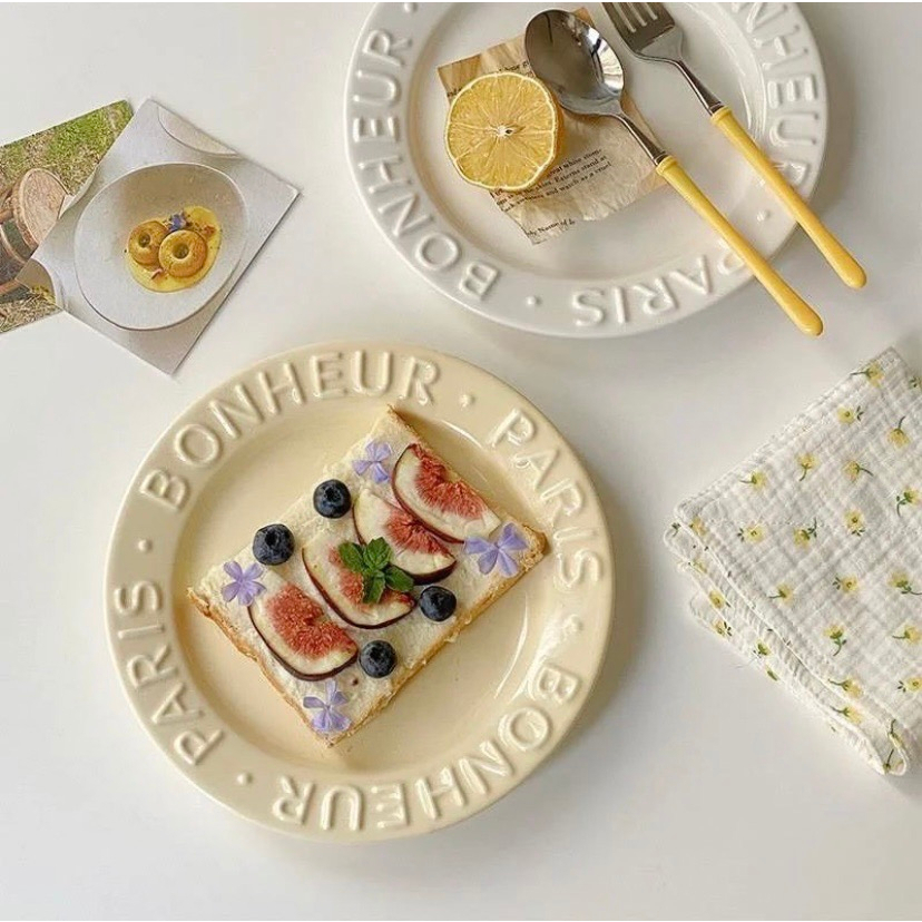 Bonheur Paris จานสไตล์ฝรั่งเศส จานตัวหนังสือ ตัวอักษรนูน ขนาด 8 นิ้ว มี ...