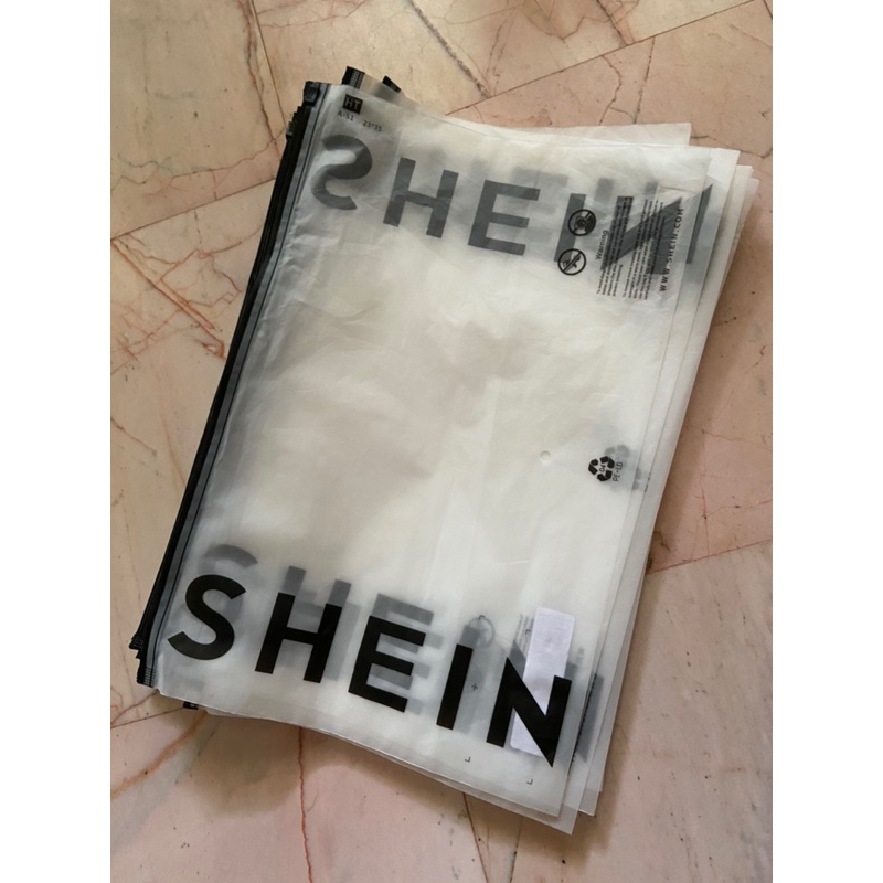 ถุง shein ขนาด 23*35 20 ใบ(ทรงคล้ายA4 แต่ยาวกว่า A4) ไม่ใหม่มาก ขอคนรับได้ | Shopee Thailand
