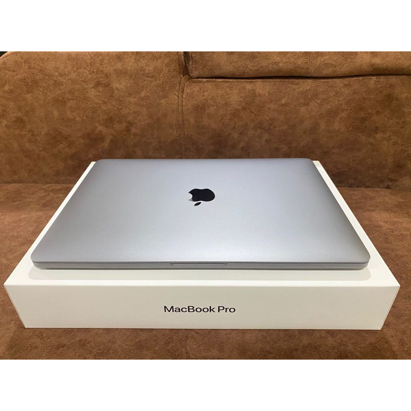 macbook Pro M1 อายุเดือนเดียว มี Hub Ugreen 10 in 1 ขาย mac Pro M 1 8/ ...