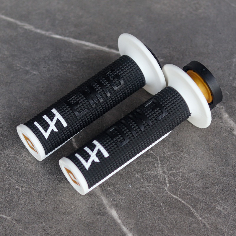 ปลอกแฮนด์ ODI Grips V2 Lock-On EMIG 2.0 (ของแท้) ใส่ CRF250/300, KLX110/140G/230/250/300 ...