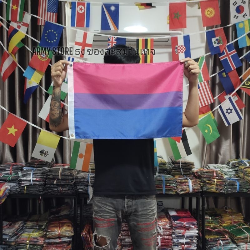 ส่งฟรี!!> ธง LGBT Flag 9 แบบ 4 ขนาด LGBTQ Pride 4 Size พร้อมส่งร้านคน ...
