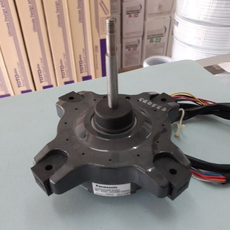 มอเตอร์คอยร้อนแอร์ PANASONIC 40W DC ตัวดำ | Shopee Thailand