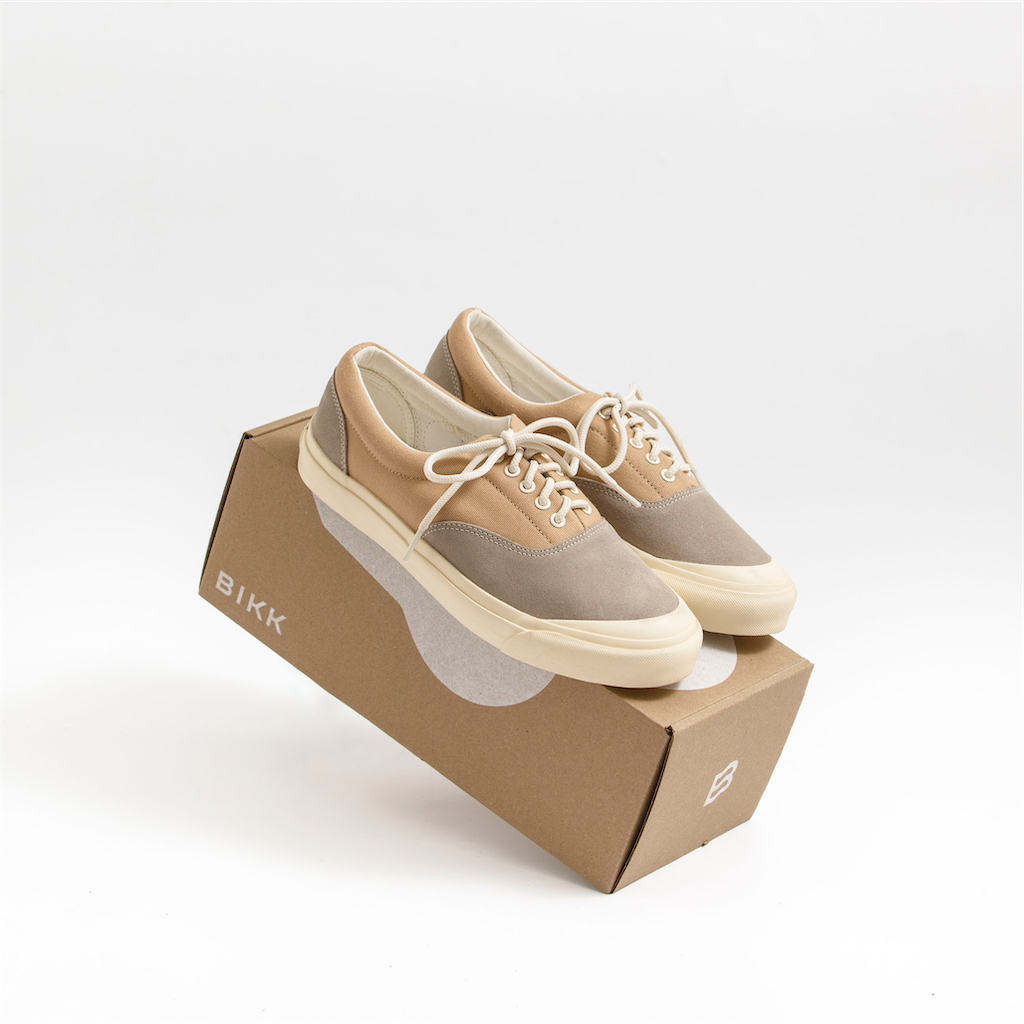 BIKK - รองเท้าผ้าใบ รุ่น "Rest" Suede Canvas Sneakers Size 36-45 ...