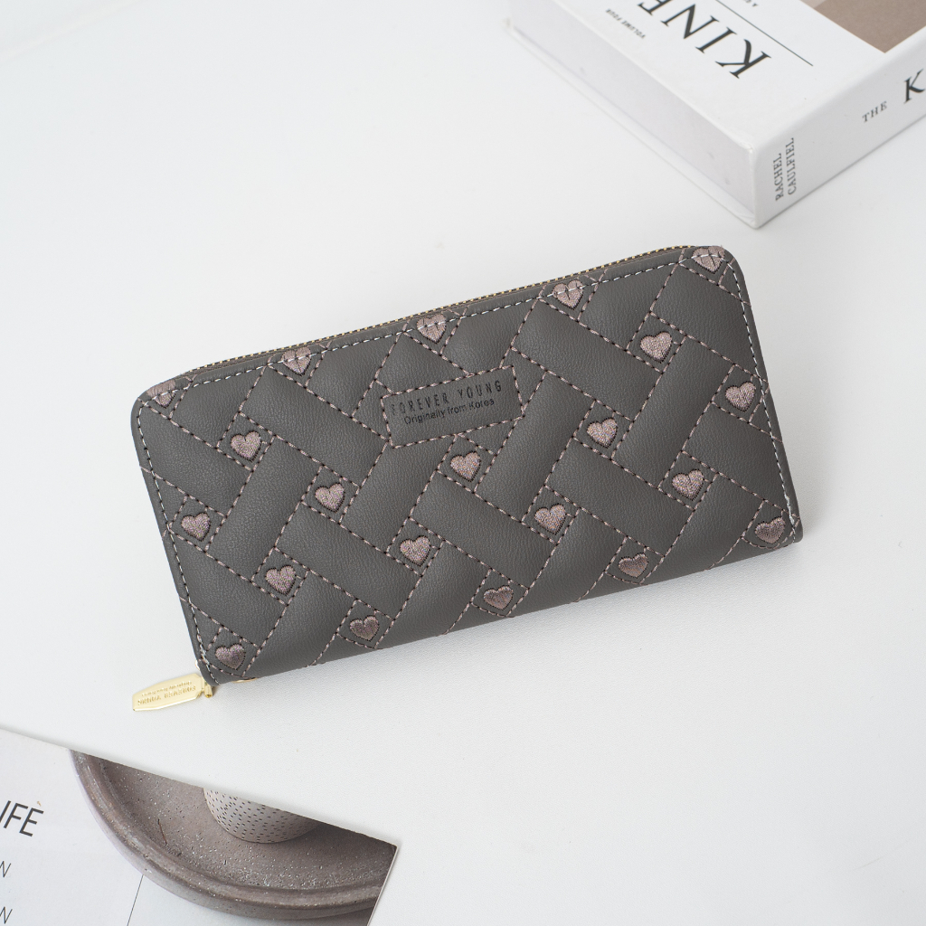 กระเป๋าสตางค์ Forever Young ใบยาวซิปรอบหน้าปักลาย มีให้เลือกหลายแบบ ...