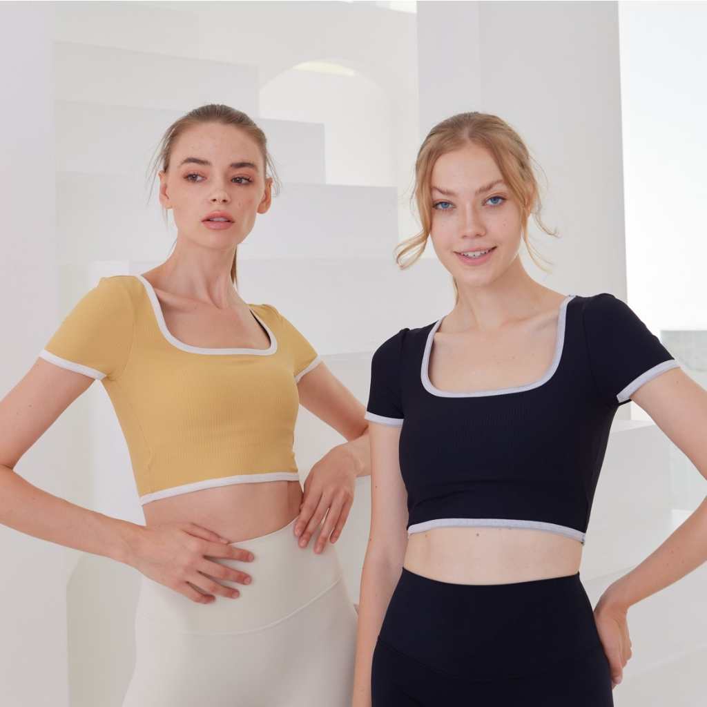 Penny Activewear สปอร์ตบรา แขนสั้น แต่งขอบแบบ Two Tones สีขาว บราครอป คอเหลี่ยม มีฟองน้ำ รุ่น ...