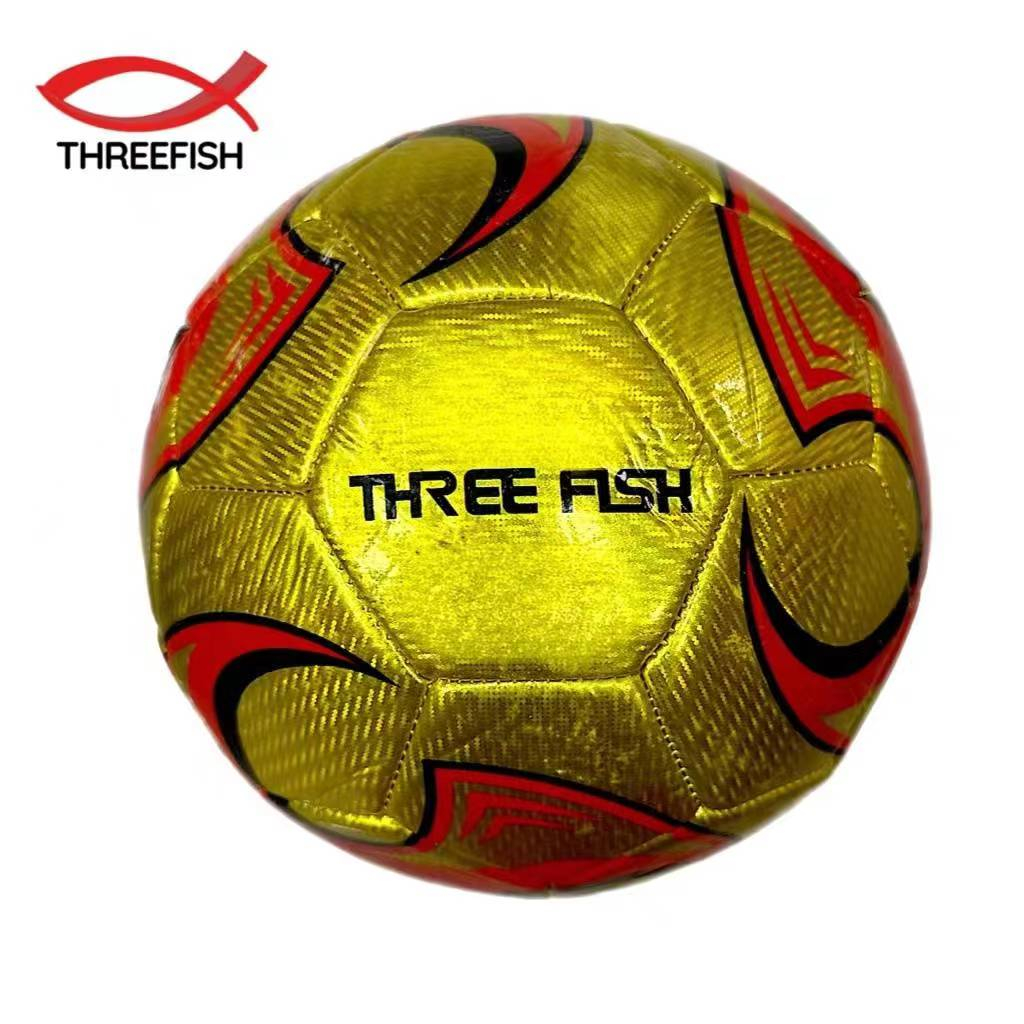ลูกฟุตบอล หนังเย็บ THREEFISH 4 มี ขนาดมาตรฐาน Size5 หนัง PU นิ่ม มันวาว ทำความสะอาดง่าย ฟุตบอลมา ...
