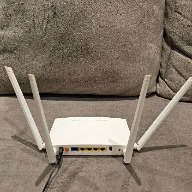 AIS MESH WIFI ROUTER รุ่น T3 A622 มือสอง ใช้งานได้ปกติ ไม่ต้องเวียราย ...