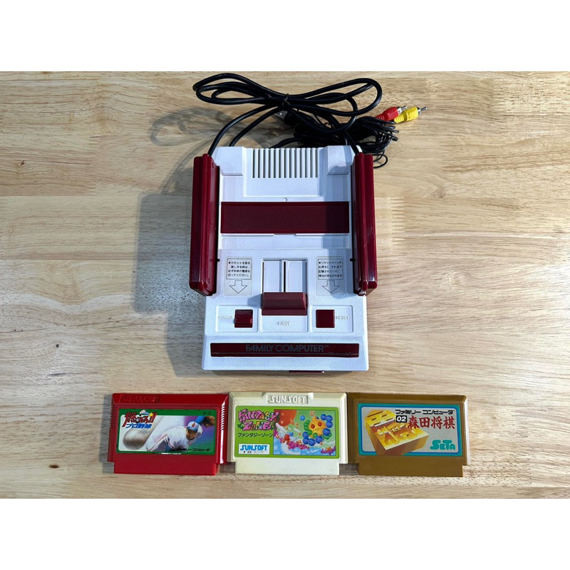 เครื่อง Famicom แท้ (nintendo japan) ระบบภาพ AV ระบบไฟ USB | Shopee ...