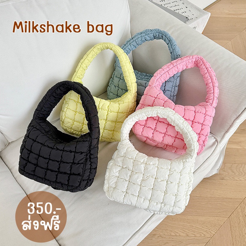 กระเป๋าสะพายข้างนุ่มนิ่มสีพาสเทล มีฐานรองก้น คล้องแขนได้ Milkshake Bag ...
