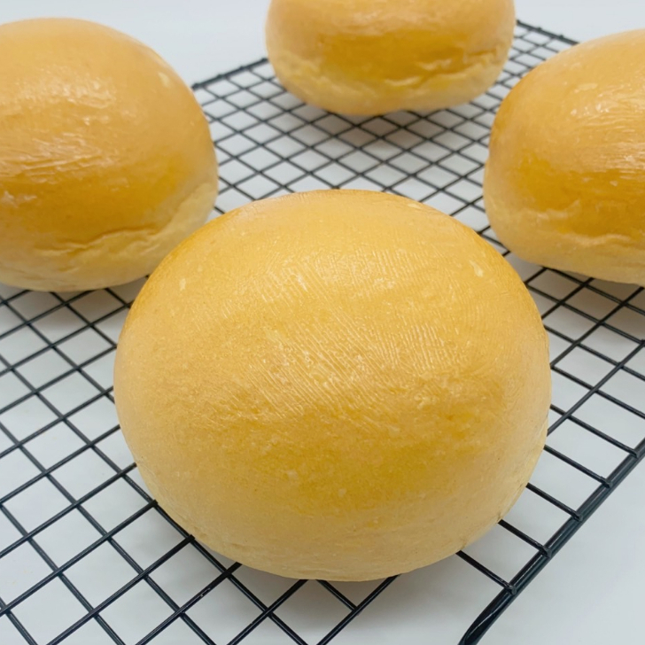 ปังขนมกลม (Bun) 18ลูก ขนาด 55กรัม 10 ซม.สามารถนำไปปิ้งได้ทั้งเตาถ่านและ ...