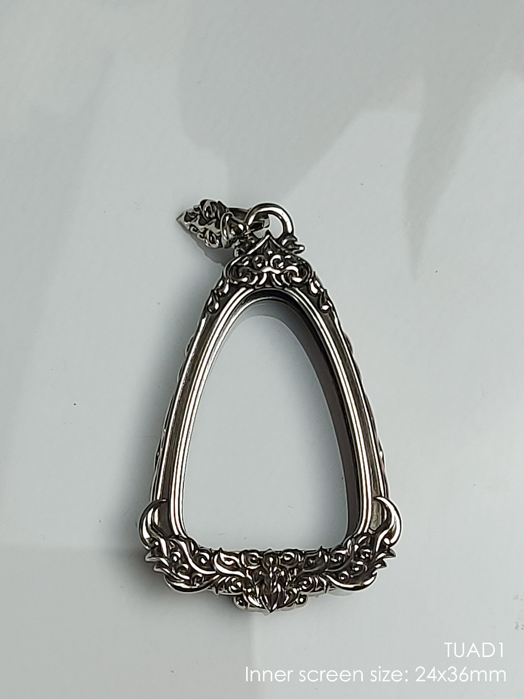 TUAD1Whitebrass LP Tuad amulet casing inner screen size 24x36mm กรอบพระ ...