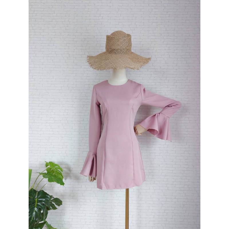 Salsa mini dress เดรสสั้นสไตล์ลูกคุณสุดๆ เดีสสั้นทรงตรง ดีเทลปลายแขน ...