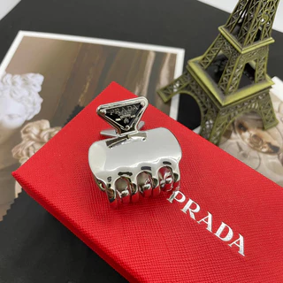 ช้อป prada กิ๊บ ง่าย ๆ บน Shopee | พ.ค. 2025