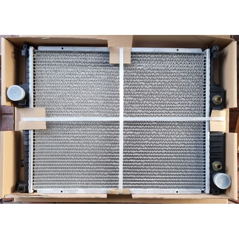 หม้อน้ำ BMW 325i E36 , 520i,525i E34 M50 | Shopee Thailand