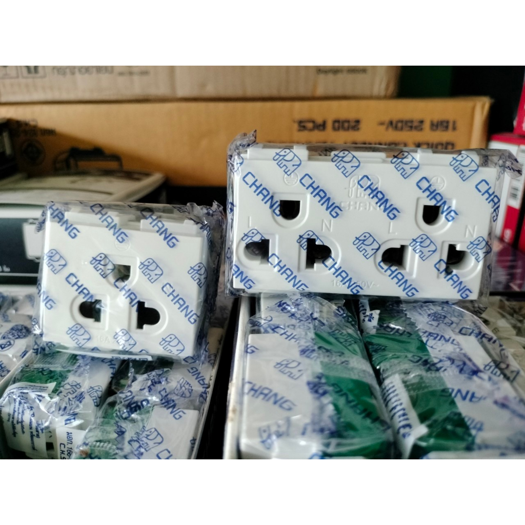 ปลั๊กกราวด์คู่ช้าง PCH903 ปลั๊กกราวด์เดี่ยวช้าง PCH 904 ของแท้ 100% ...