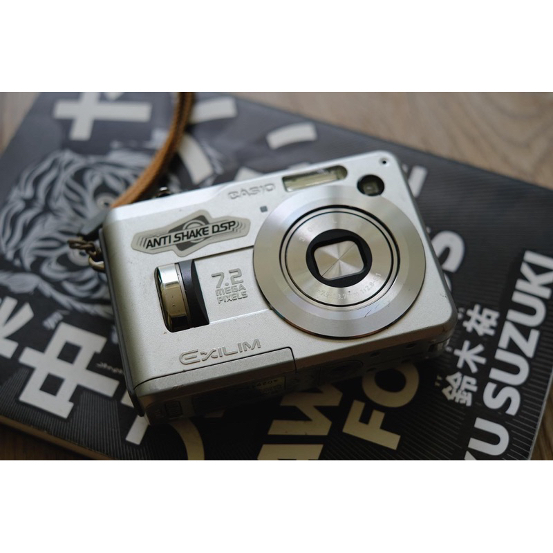 กล้องดิจิตอล Casio EX-Z120 สภาพดี | Shopee Thailand