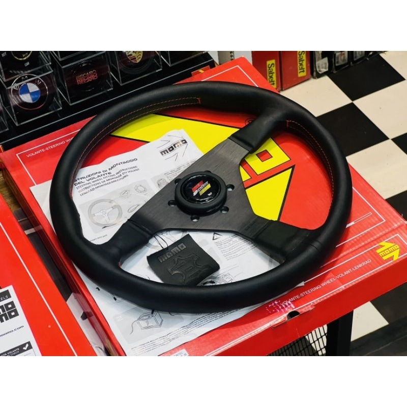 พวงมาลัย momo Spoon Sport Gen1 ปั้มครบ ทุกจุด งานเทียบ หนังแท้ พร้อม ...