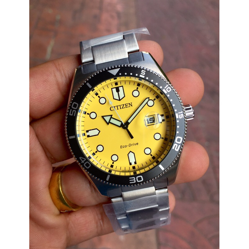 นาฬิกาข้อมือ Citizen Yellow Dial Eco-Drive Gent’s Watch AW1760-81Z ...