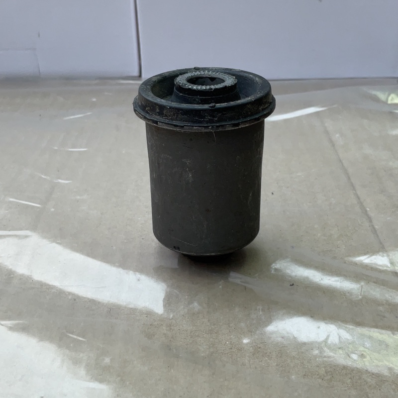 บูชปีกนกบน TOYOTA VIGO,REVO,INNOVA 2WD ตัวเตี้ย ปี 2005-2012 AXIS ...