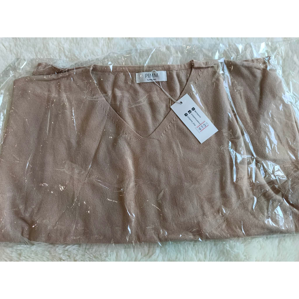(อก44-54”)เสื้อไหมพรมคอวีแขนล้ำ pimm 073 ทรง Best Seller เนื้อไหมพรมนุ่ม | Shopee Thailand