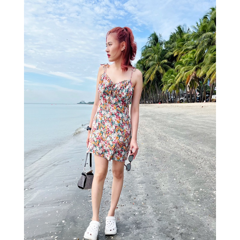 เดรสสายเดี่ยวลายดอกไม้ ป้ายomi studio | Shopee Thailand