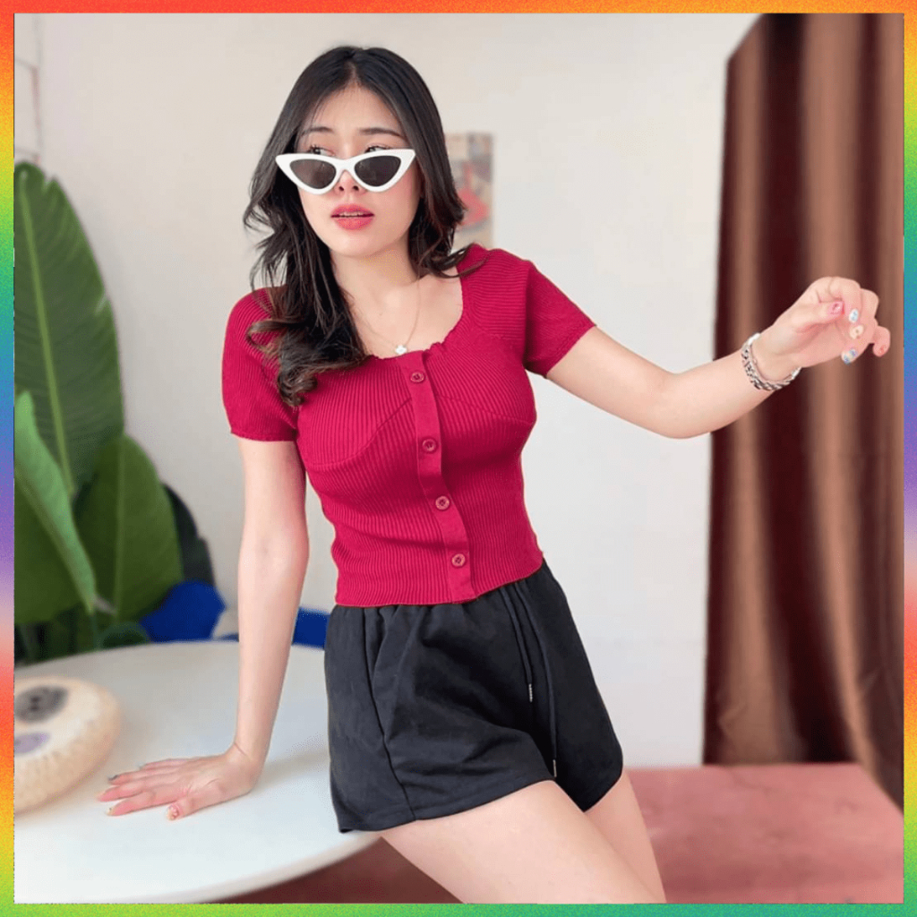 🌈 MesubShop 🌈 ครอปคอกลม ผ้าไหมพรม ช่วงอกมีขีดเป็นดีเทล ติดกระดุม ช็อกโก้ B-030-2-A | Shopee Thailand