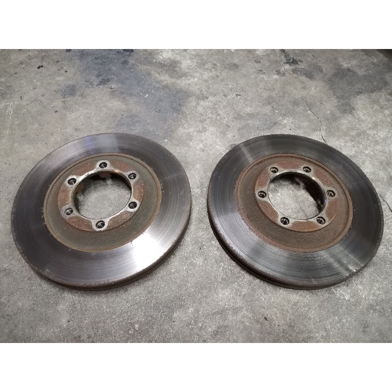 จานเบรคหน้ามือสอง MU-7 ของแท้ติดรถ ทน เดิมหนา 1คู่ ไม่ต้องเจียร สามารถ ...