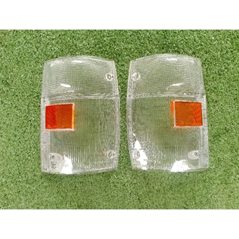 ฝาไฟเลี้ยวมุม ฝาไฟหรี่มุม อีซูซุ ISUZU ELF NPR NKR NQR 120 150 ซ้ายขวา (ข้างละ) | Shopee Thailand