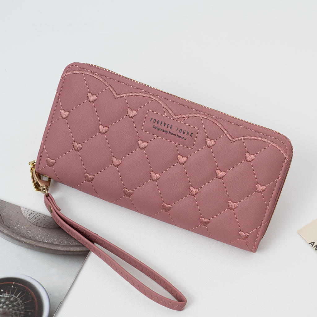 กระเป๋าสตางค์ Forever Young ใบยาวซิปรอบหน้าปักลาย มีให้เลือกหลายแบบ ...