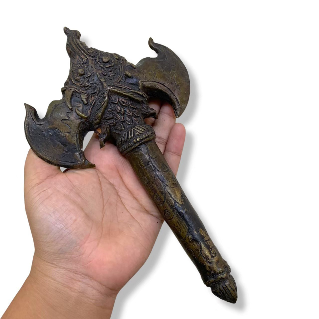 Mutaruขวานพญานาคราช หรือขวานพญานาค เนื้อทองเหลืองเก่ารมดำ ขนาด 9 นิ้ว ...