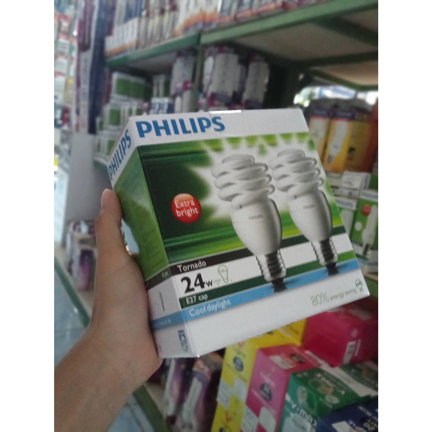 หลอดไฟทอร์นาโด PHILIPS 24w #แพ็คคู่ เดย์ไลท์ | Shopee Thailand