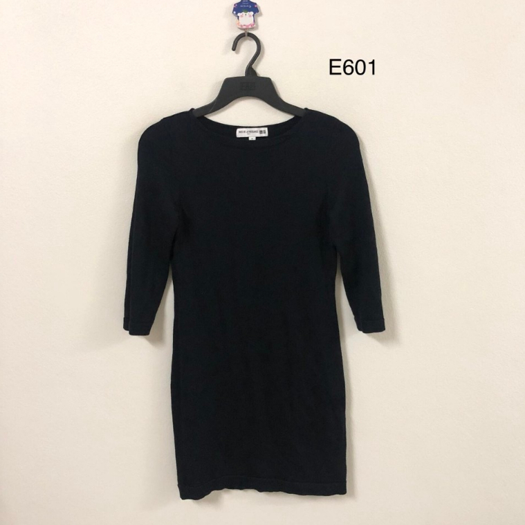 M(ญ) เดรสไหมพรม Pure New Wool (E601) แบรนด์ uniqlo ยูนิโคล่ | Shopee Thailand