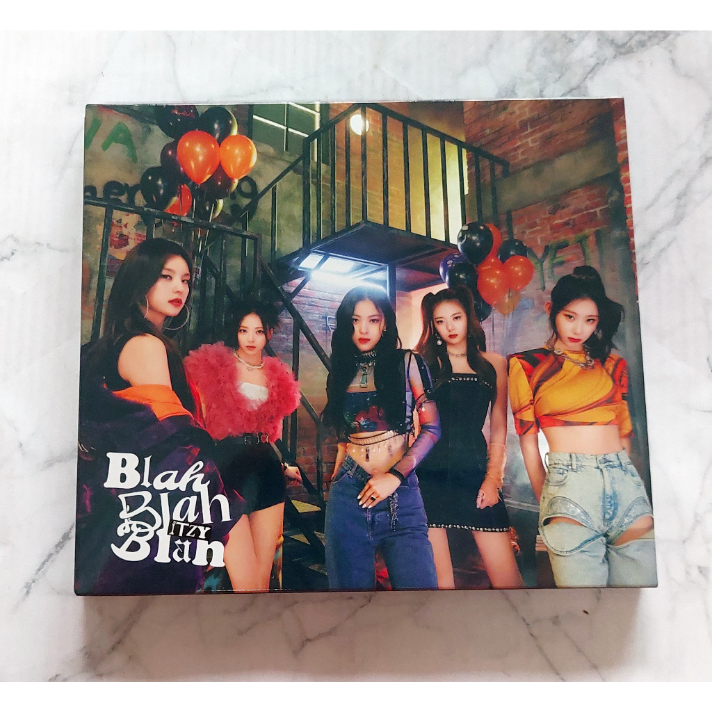 อัลบั้ม ญี่ปุ่น ITZY - Blah Blah Blah Japanese Album เวอร์ Limited B ของแท้ แกะแล้ว ไม่มีการ์ด ...