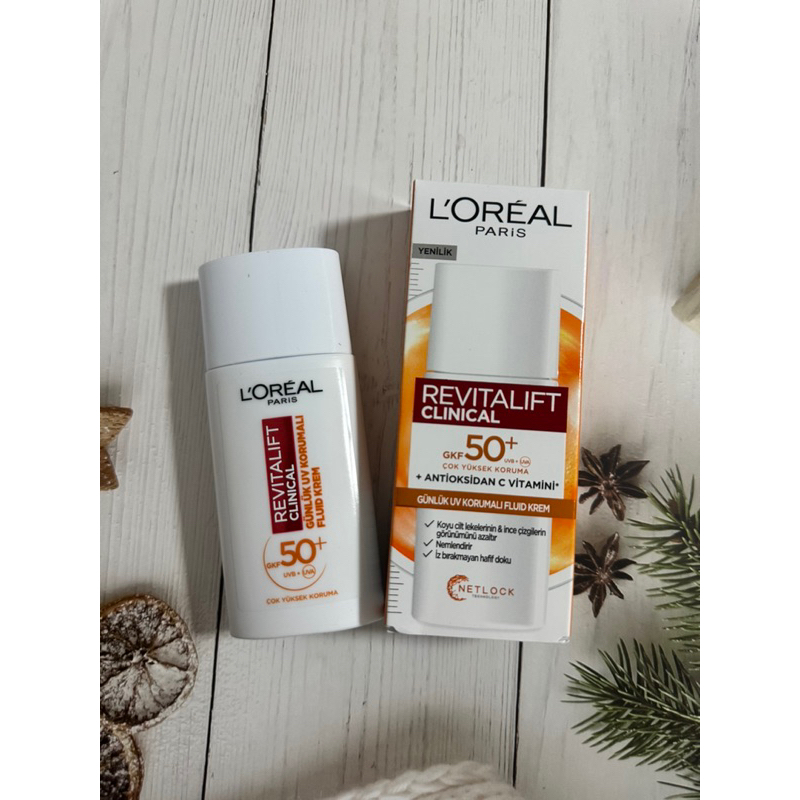 L'Oréal Paris Revitalift Clinical Vitamin C UV Fluid SPF50+ 50ml / ครีม ...