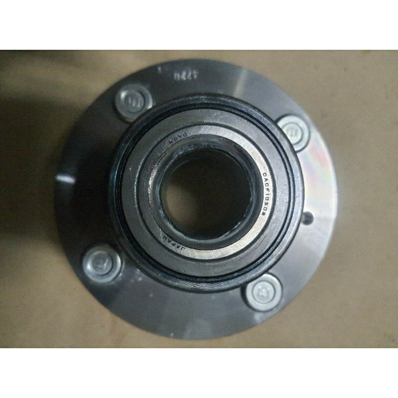 ลูกปืนล้อหลังทั้งดุม MITSUBUSHI ECAR LANCER ท้ายเบนนซ์ DACF1050B (KOYO ...