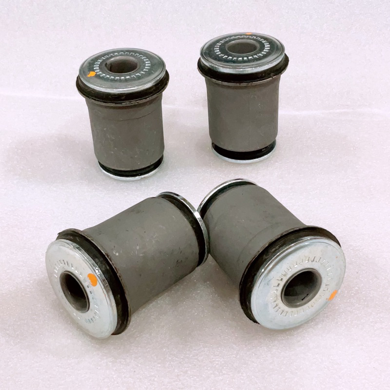 บูชปีกนก บน,ล่าง Toyota Hiace LH112 COMMUTER 03-19 Ventury , TIGER 97 ...